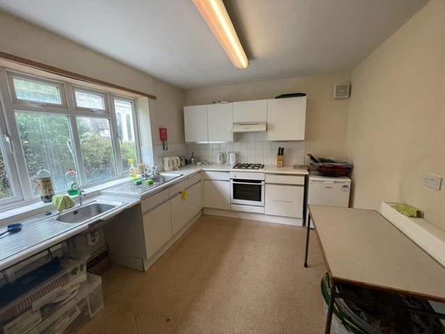 Commercial Property Search | Commercial Property to Lease and Buy