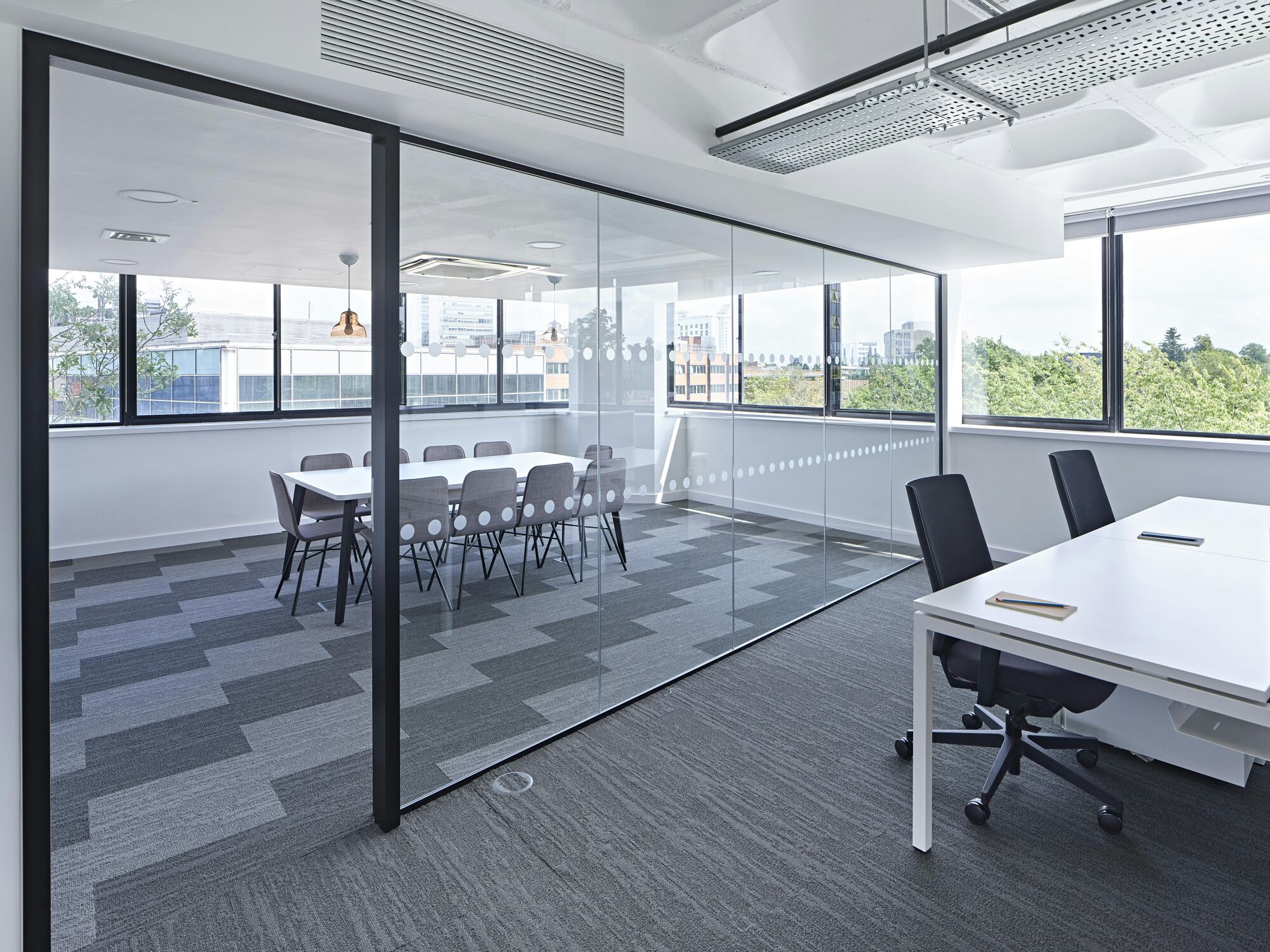 One Station Square, Bracknell - Office property in Bracknell - Vail ...