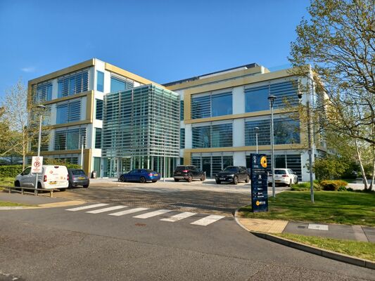 The Heights, Weybridge - Office property in Weybridge - Vail Williams
