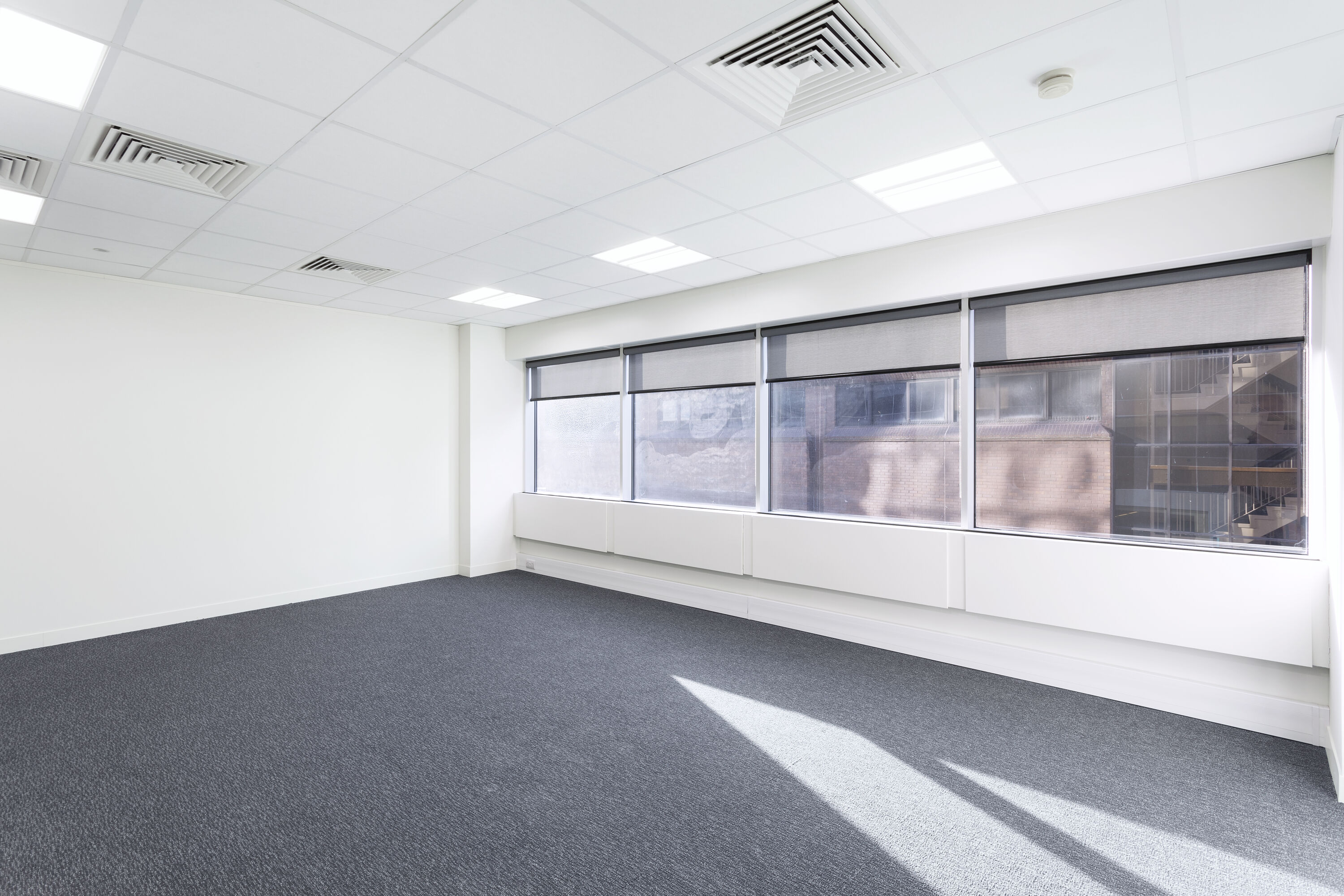 Export House, WOKING, Woking - Office property in Woking - Vail Williams