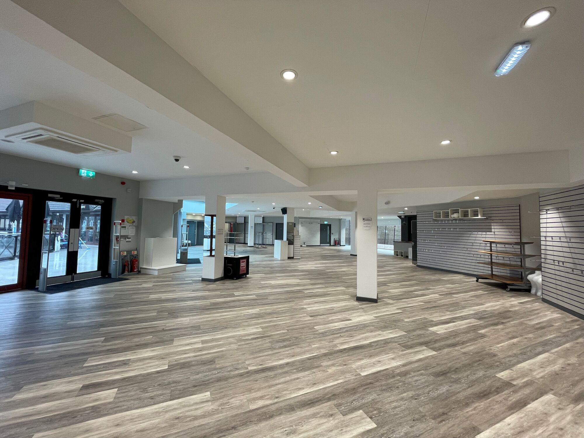Unit 40 The Boardwalk, Portsmouth - Retail property in Portsmouth ...