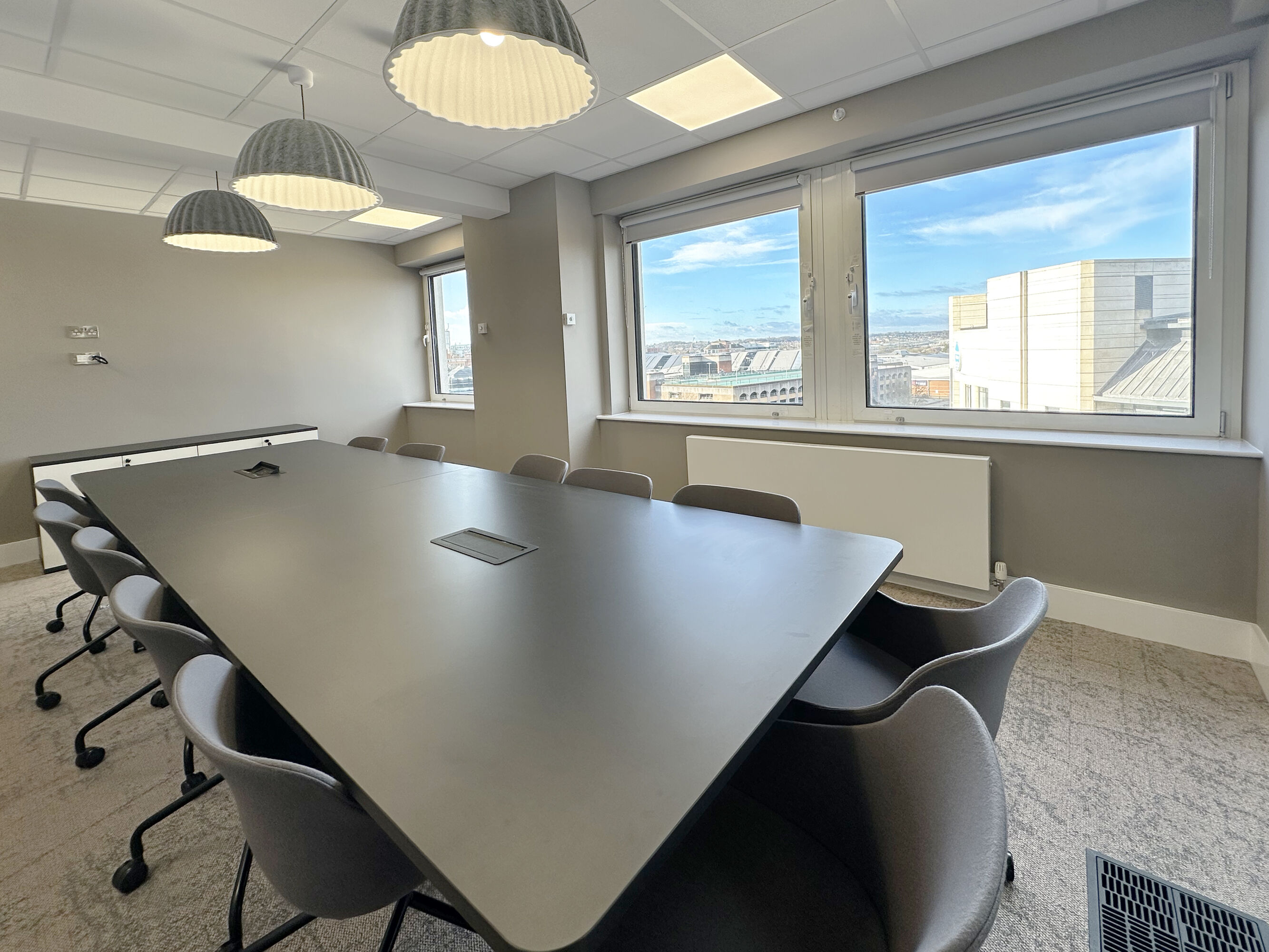 Apex Forbury Road, Reading - Office property in Reading - Vail Williams