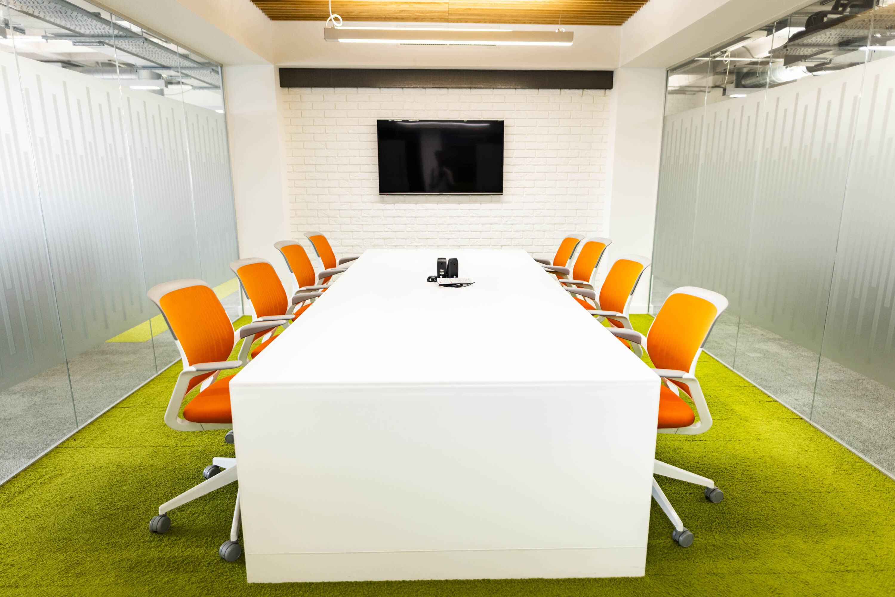 Apex Forbury Road, Reading - Office property in Reading - Vail Williams