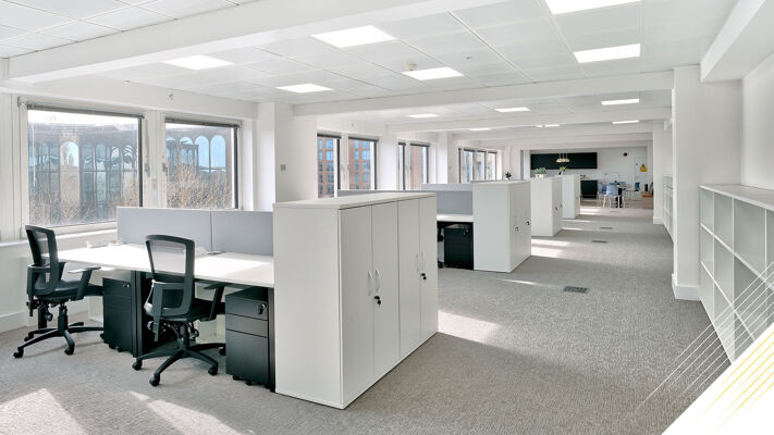 Aquis House, READING, Reading - Office property in Reading - Vail Williams